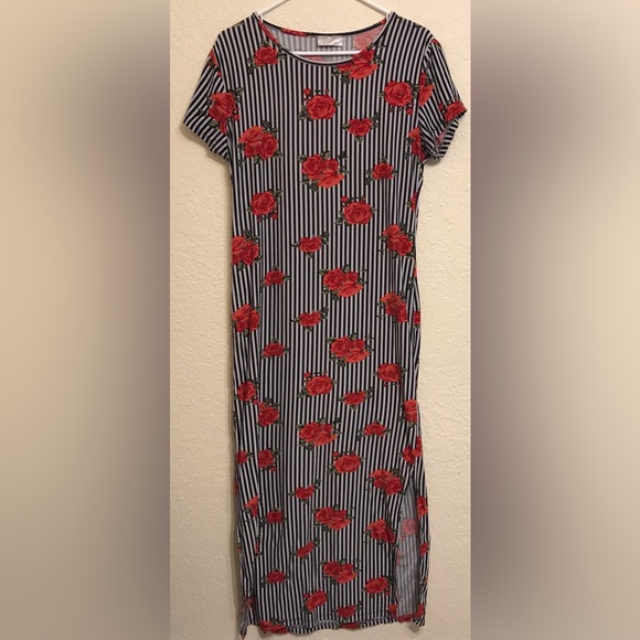 Bobbie Brooks | Dresses | Bobbie Brooks Printed Maxi Dress | Poshmark
